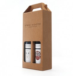 Two Hoots wine packaging