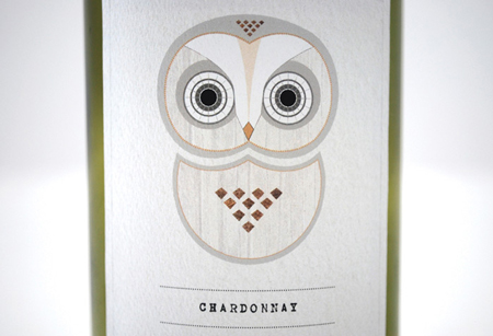 Two Hoots wine packaging