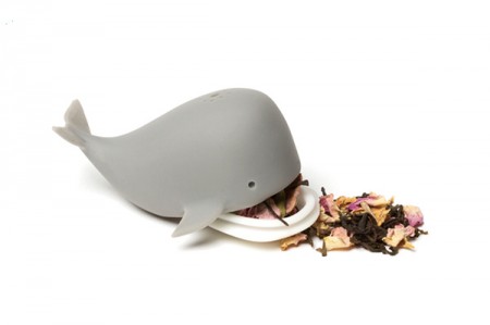 The cutest whale tea infuser