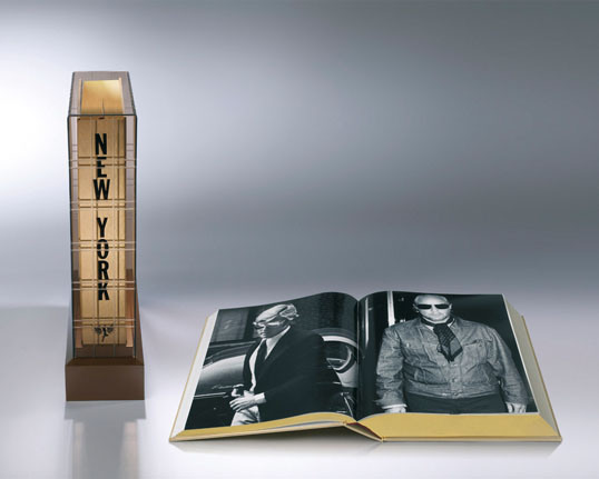 Packaging for books: A collection of creative packages for literature