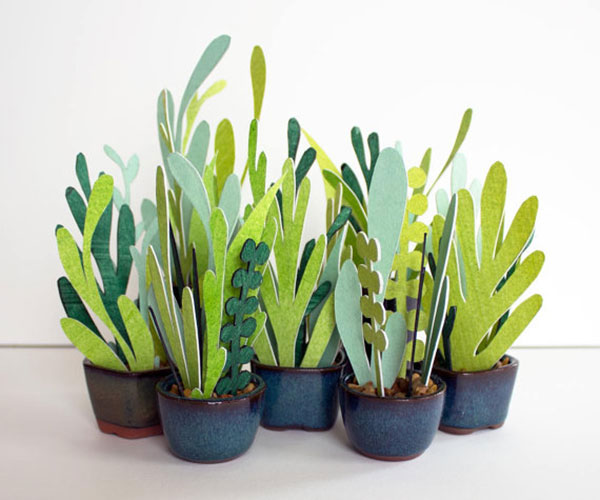 10 Cool Ideas To Recycle Useless Cardboard