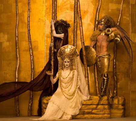 Gustav Kimt's iconic paintings recreated with photography